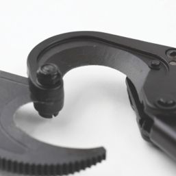 Ratchet pipe cutter screwfix store