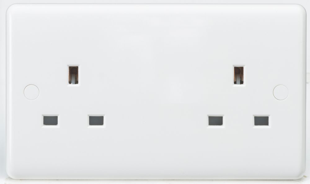 Knightsbridge Curved Edge 13A 2-Gang Unswitched Plug Socket White ...