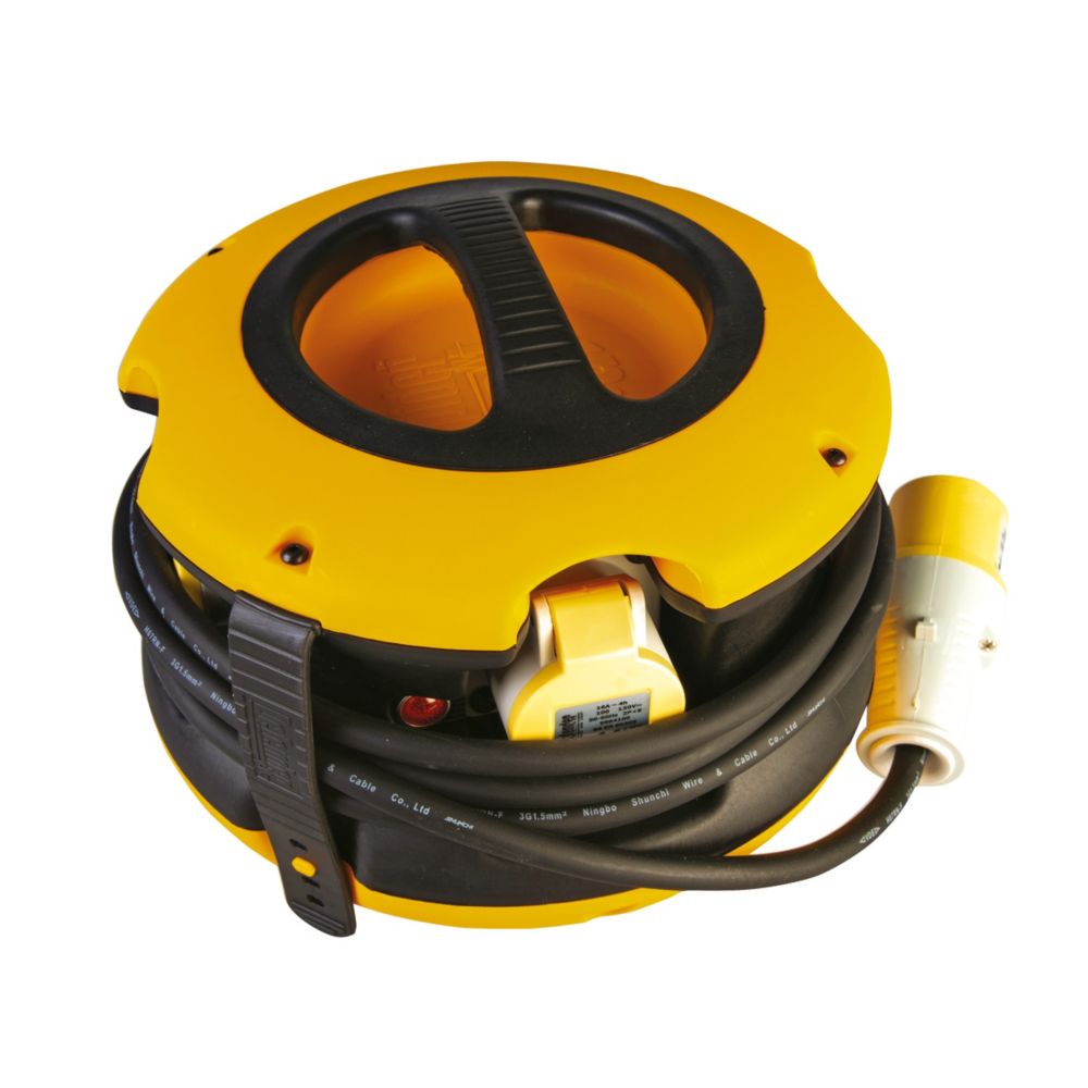 Defender 16A 4-Way Splitter Ball 3m 110V - Screwfix