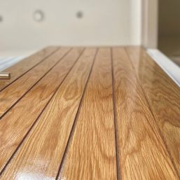 Osmo 1Ltr Clear Satin Solvent-Based Interior Wood Finishing Oil - Screwfix