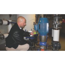 TPI 9070 Smart Vibration Meter - Screwfix