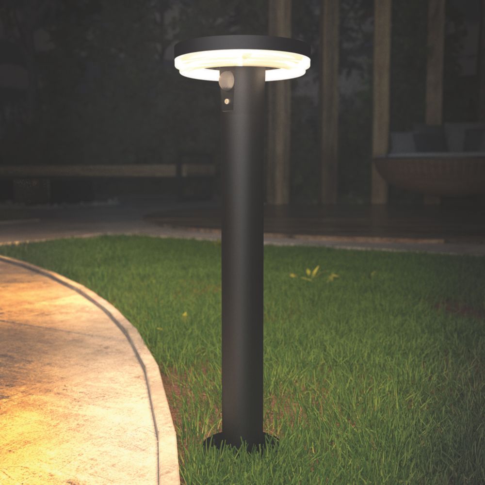 4lite Antheia Outdoor LED Solar-Powered Decorative Bollard Spike Light ...