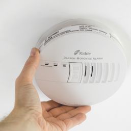 Kidde K4MCO Mains Interlinked Carbon Monoxide Alarm - Screwfix