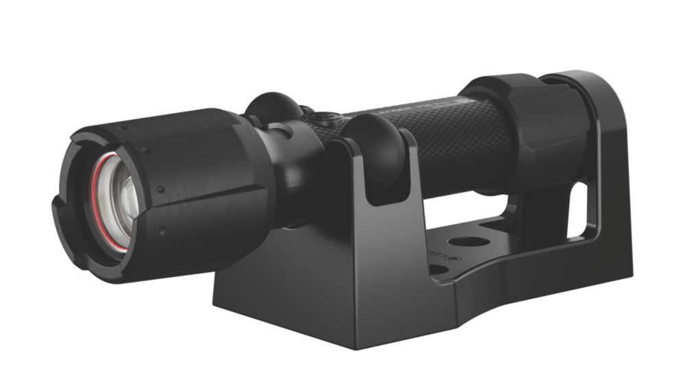 LEDlenser P5R Pro Rechargeable LED Torch Black 750lm - Screwfix