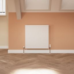 Flomasta 700mm x 700mm 4614BTU White Type 22 Convector Radiator - Screwfix
