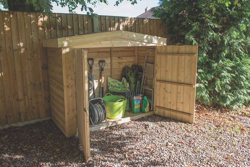 Forest 6' x 2' 6" (Nominal) Apex Shiplap T&G Garden Store - Screwfix