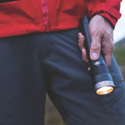 LEDlenser MT14 Rechargeable LED Torch Black 1000lm - Screwfix