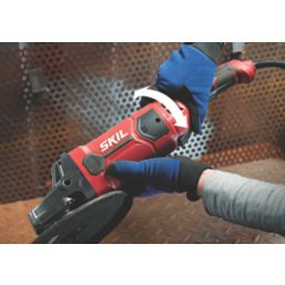 Skil AG1U9791AB 2200W 9" Electric Angle Grinder 220-240V - Screwfix