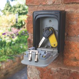 Smith & Locke Water-Resistant Combination Key Safe - Screwfix