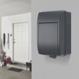 British General IP65 Weatherproof Outdoor 5-Module 5-Way Part-Populated ...