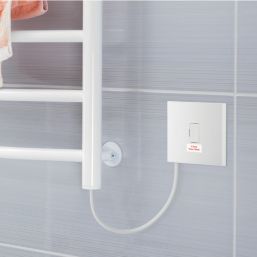 British General 3A Unswitched Fused Spur White - Screwfix