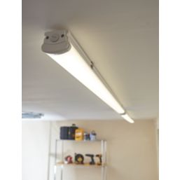 LAP Twin 6ft LED Batten 60W 6000lm 220-240V - Screwfix