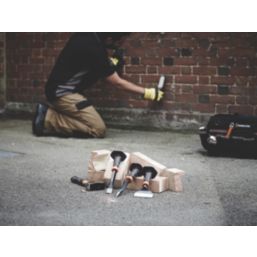 Magnusson Fibreglass-Handled Club Hammer 2 3/4lb (1.2kg) - Screwfix