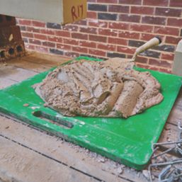 Marshalltown Gatorback ABS Plastic 70Ltr Mortar Board 24" x 24" - Screwfix