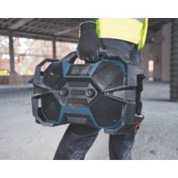 Bosch GPB 18VH-6 SRC 230V or 12/18V DAB+ / FM Radio - Screwfix