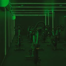 Robus Vegas Express 5m LED Strip Light 14W 580lm/m - Screwfix