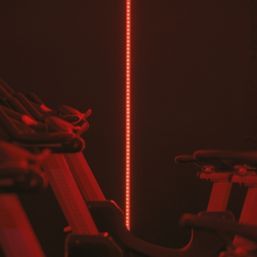 Robus Vegas Express 5m LED Strip Light 14W 580lm/m - Screwfix