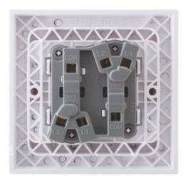 British General 900 Series 10AX 2-Gang 2-Way Light Switch White - Screwfix