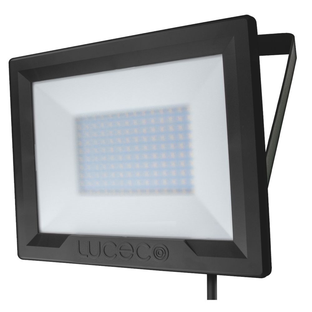 Luceco Eco Slimline Outdoor LED Floodlight Black 50W 4000lm - Screwfix