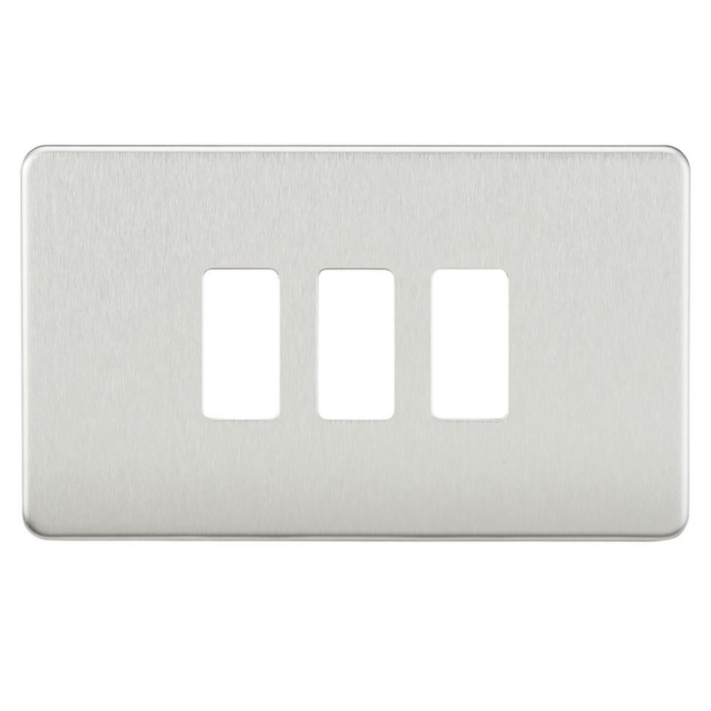 Knightsbridge 3-Module Grid Faceplate Brushed Chrome - Screwfix