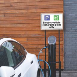 Essentials Charging Sign 400mm x 300mm - Screwfix