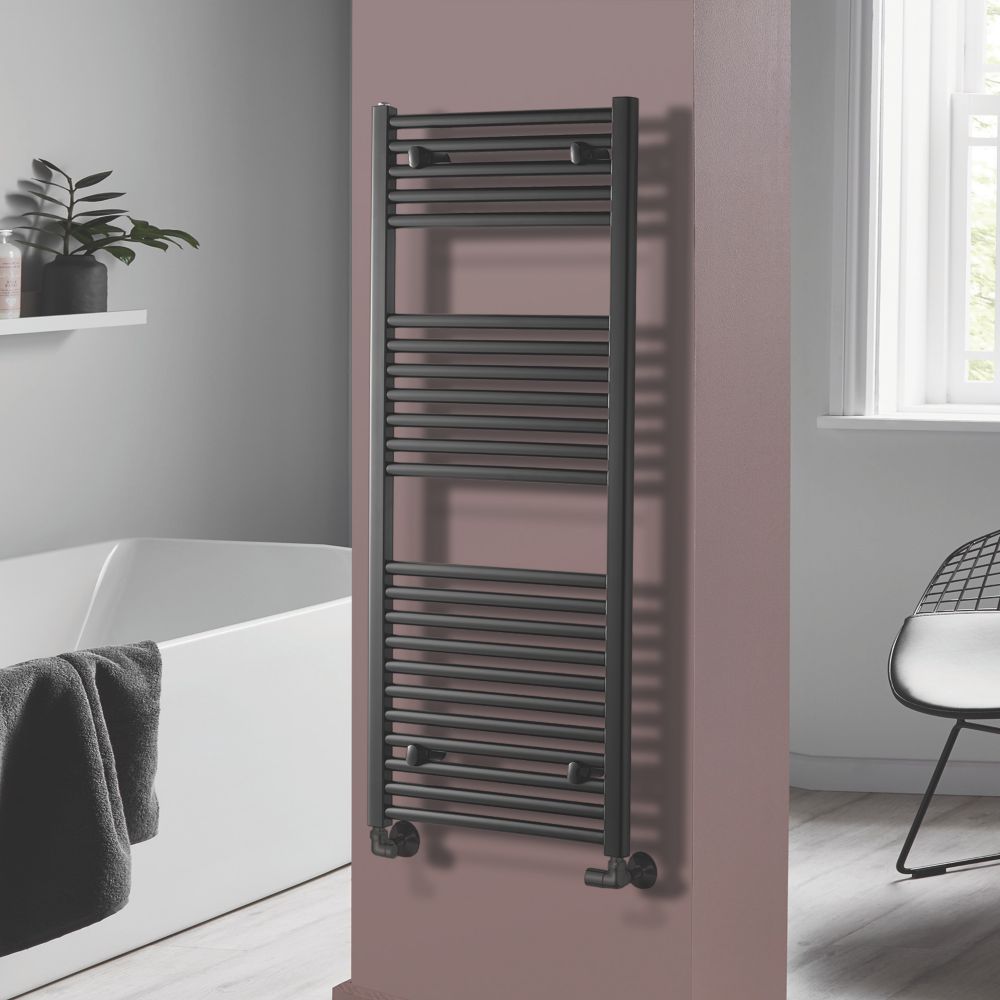 Towelrads 1200mm x 500mm 1952BTU Black Flat Towel Radiator - Screwfix
