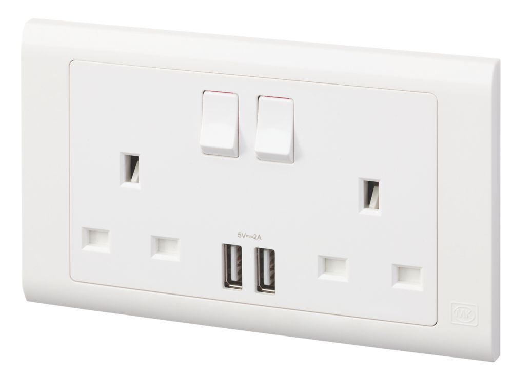 MK USB Plug Sockets | Switches & Sockets | Screwfix.com