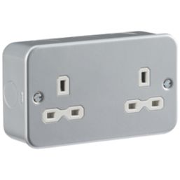 Knightsbridge 13A 2-Gang Unswitched Metal Clad Socket Grey with White ...