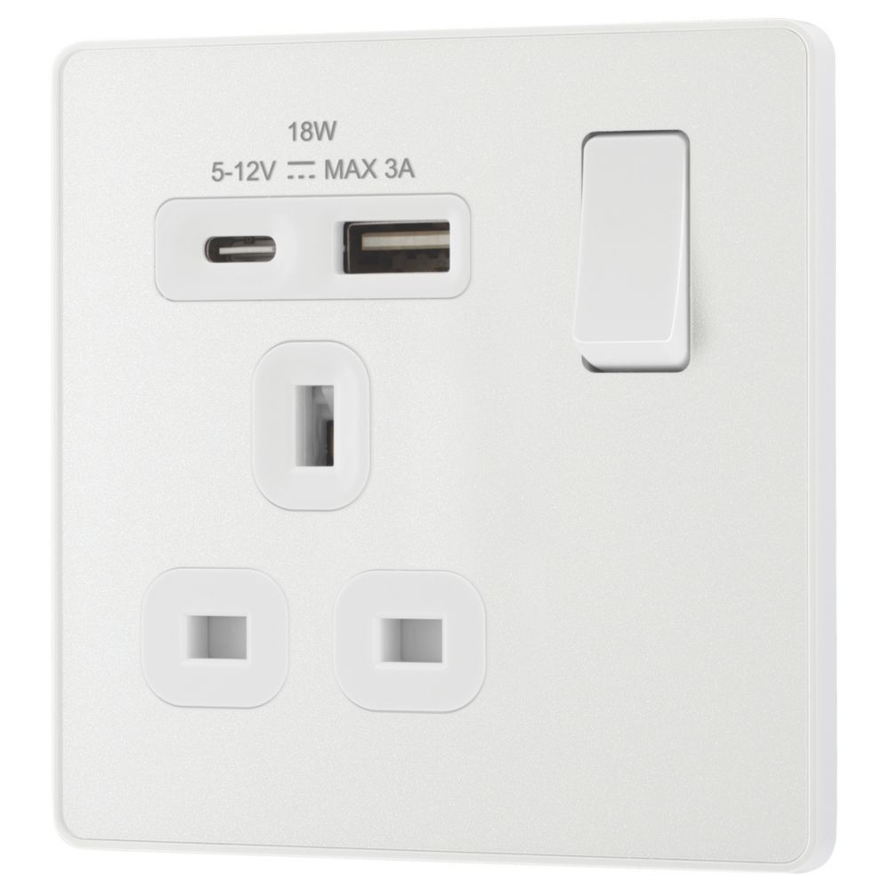 British General Evolve 13A 1-Gang SP Switched Socket + 3A 18W 2-Outlet ...