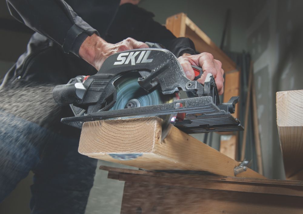 Skil SW1E3571CA 184mm 20V Li Ion PWRCORE 20 Brushless Cordless Circular Saw Bare