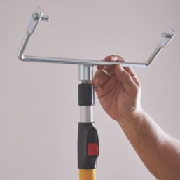 Fortress Trade Telescopic Extension Pole 1.9 - 3.3m - Screwfix