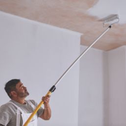 Fortress Trade Telescopic Extension Pole 1.9 - 3.3m - Screwfix