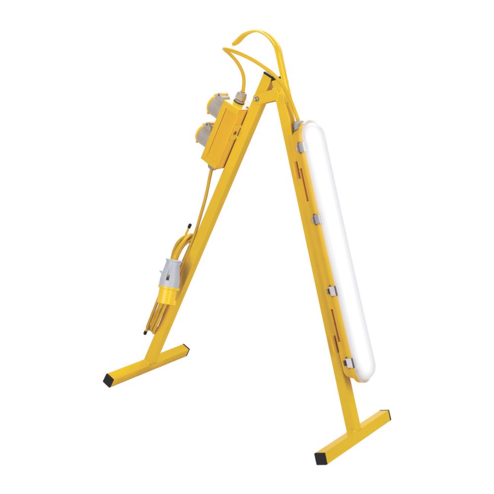 Luceco LED Plasterers Light 24W 3000lm 110V - Screwfix