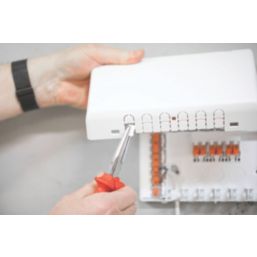 Wago 32A Wiring Centre Junction Box 225 x 145 x 50mm White - Screwfix