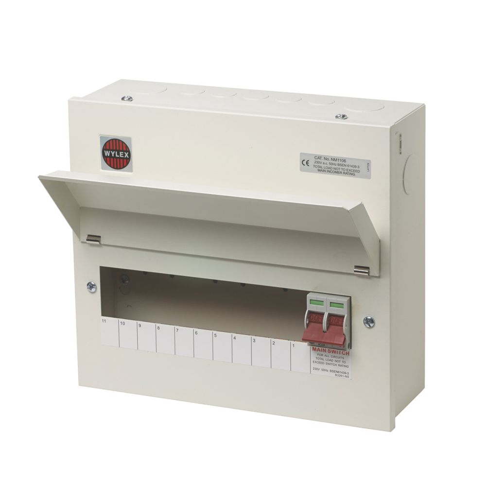 Wylex 13-Module 11-Way Part-Populated Main Switch Consumer Unit - Screwfix