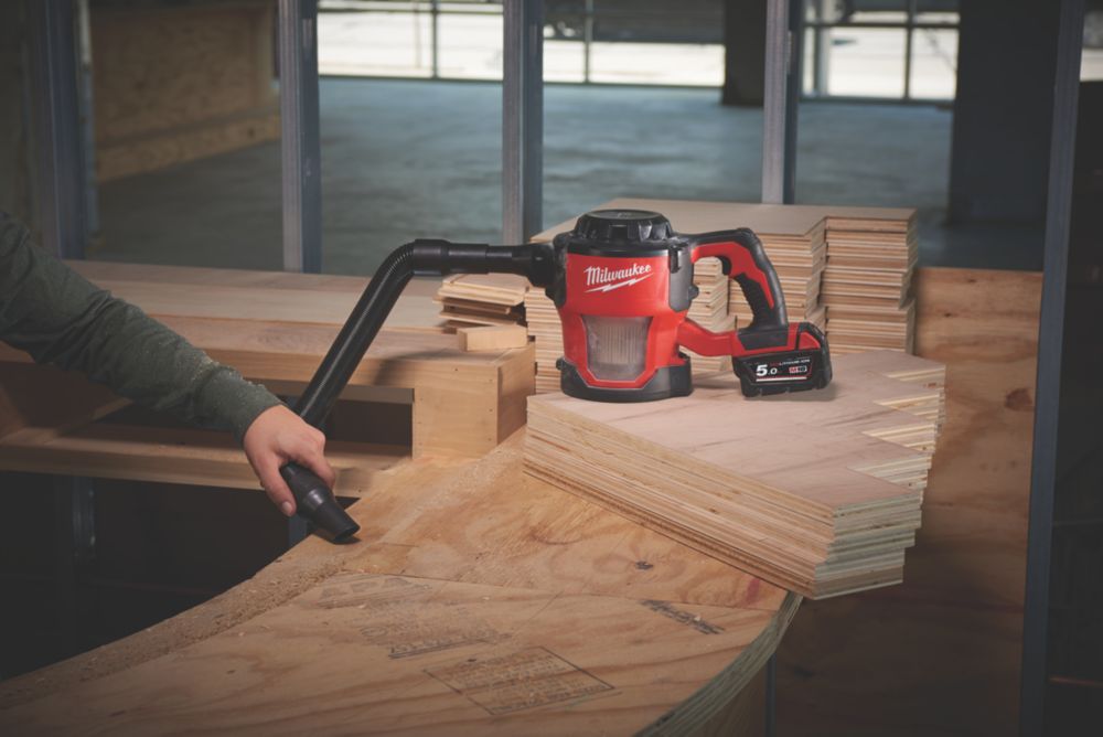 Milwaukee m18cv store