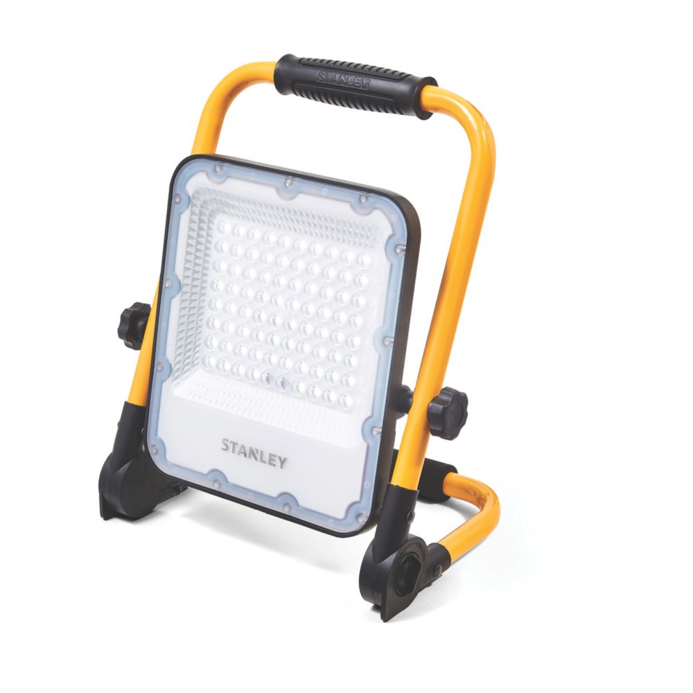 Stanley Rechargeable LED Work Light 4500lm - Screwfix