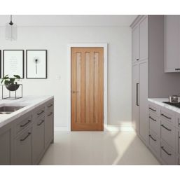 Unfinished Oak Wooden 3-Panel Internal Door 1981mm x 686mm - Screwfix