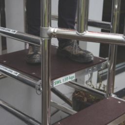 TB Davies Telescopic BS8620 Aluminium Podium Step 1.2-1.45m - Screwfix