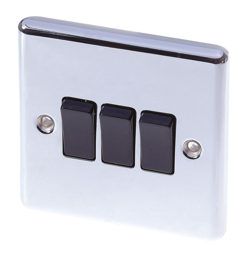 3 Gang Switches & Sockets | Wiring Accessories | Screwfix.com