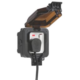 Knightsbridge IP66 13A 1-Gang DP Weatherproof Outdoor Switched Socket ...
