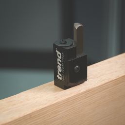 Trend C/CHISEL Corner Chisel - Screwfix