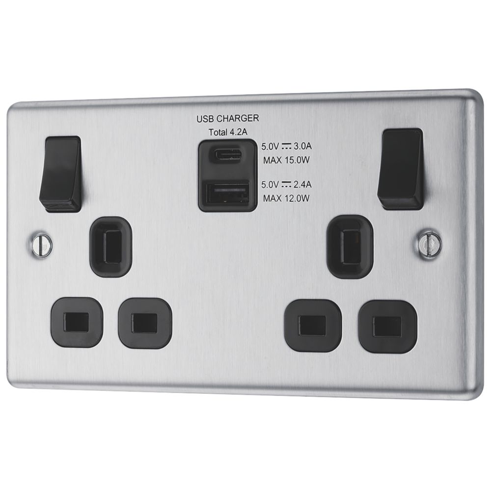 LAP USB Plug Sockets | Switches & Sockets | Screwfix.com