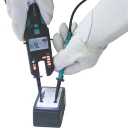 Kewtech KT5 AC/DC Open Jaw Current & Voltage Tester 1000V - Screwfix