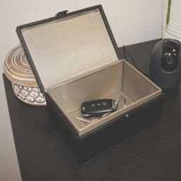 Yale YRFID-BOX-170 Signal Blocking Box 90mm x 170mm x 120mm - Screwfix