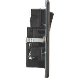 Knightsbridge 13A 2-Gang SP Switched Socket + 4.0A 20W 2-Outlet Type A ...