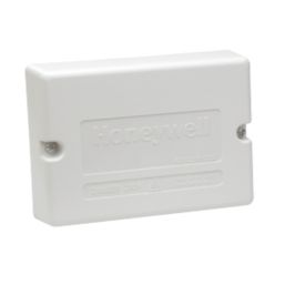 Honeywell Home 15A 10-Terminal Junction Box 147mm x 40mm x 104mm - Screwfix
