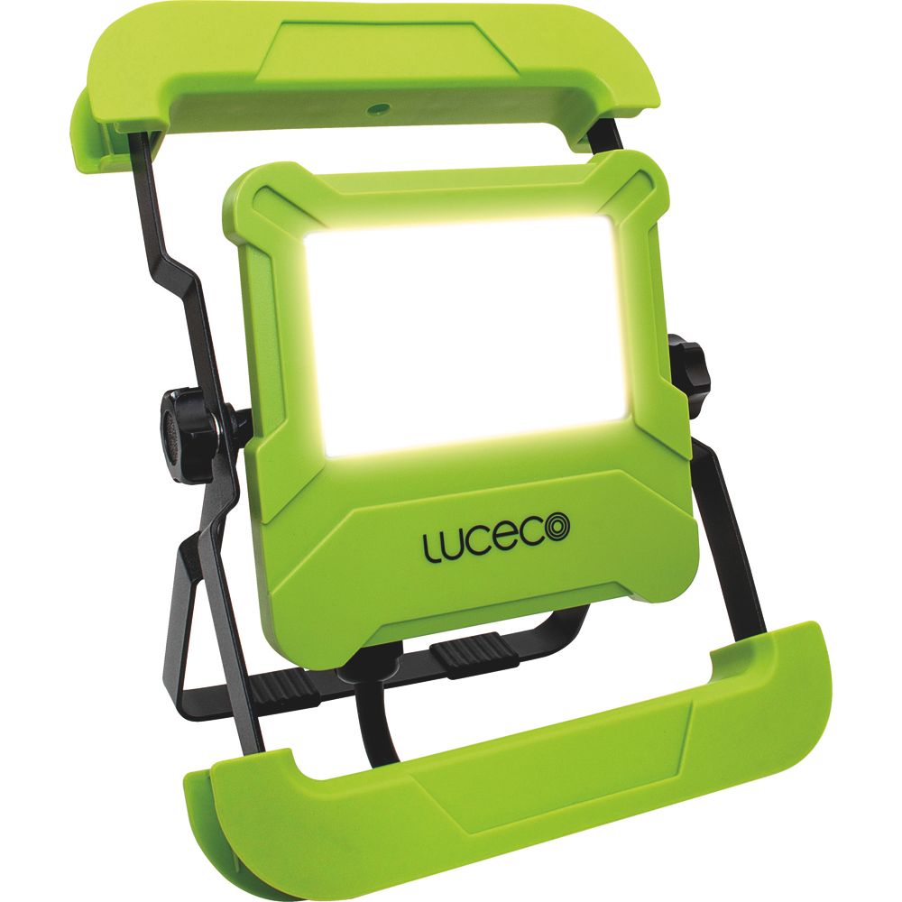 Luceco LED Foldable Compact Worklight with 13A Power Socket 30W 2400lm ...