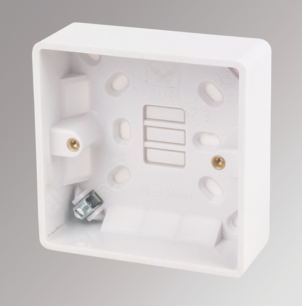 28 mm Surface Pattress Back Boxes | Wiring Accessories | Screwfix.com