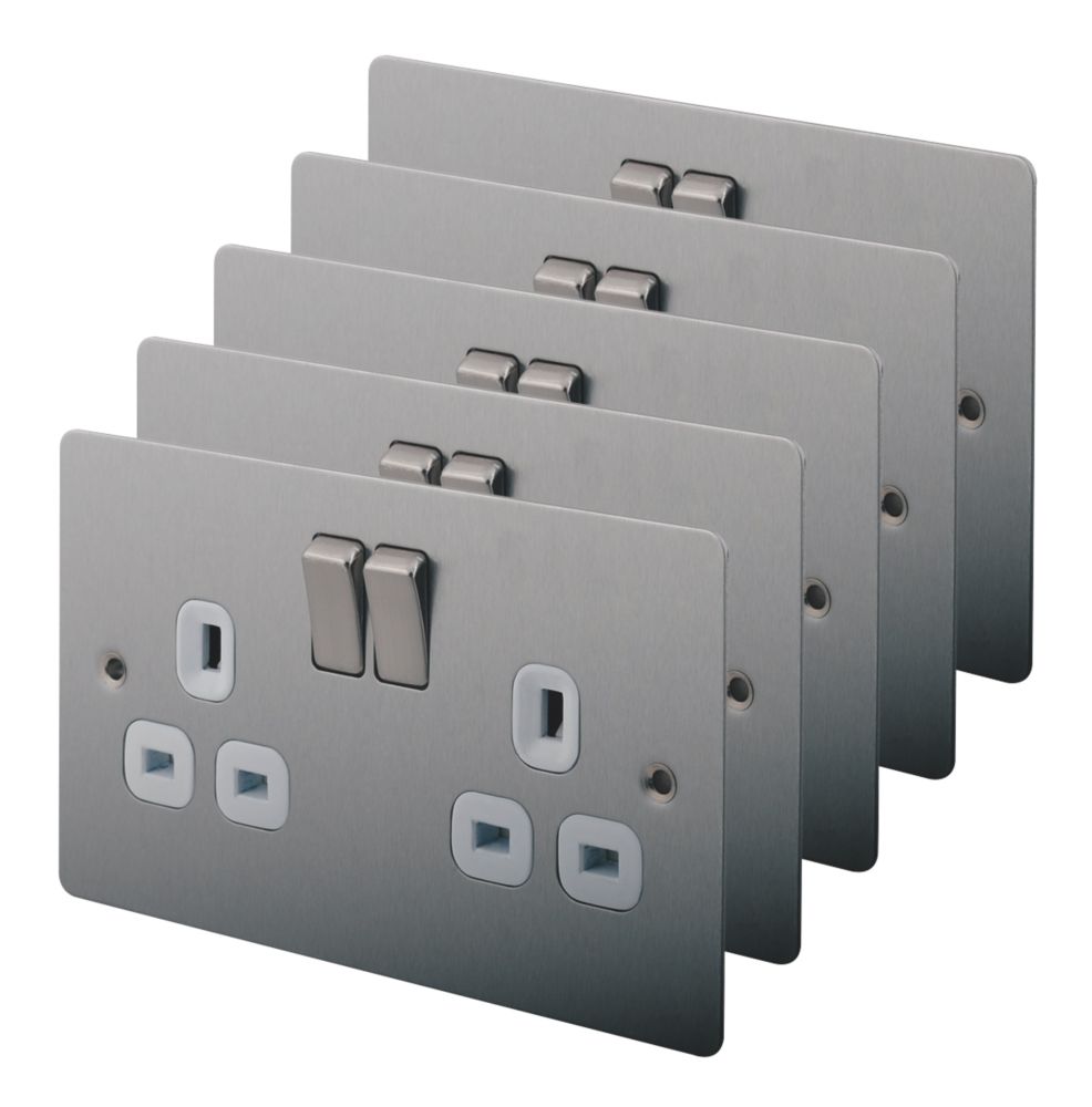 Double Sockets | 2 Gang Sockets | Screwfix.com